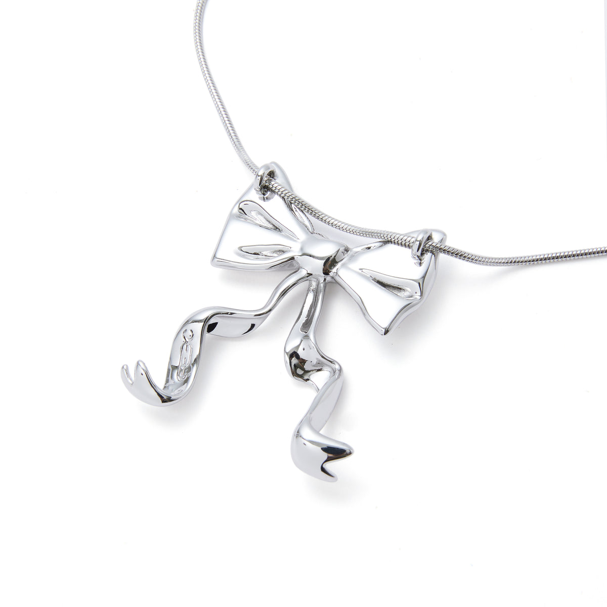 Mega Bow Tie Necklace 蝴蝶結項鍊 – Fe3c