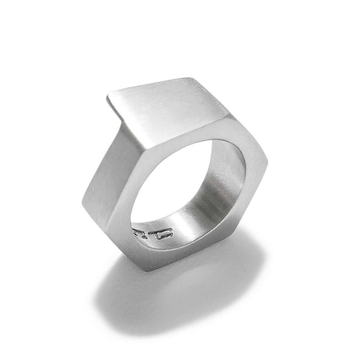 Deformed Nut Ring – Fe3c